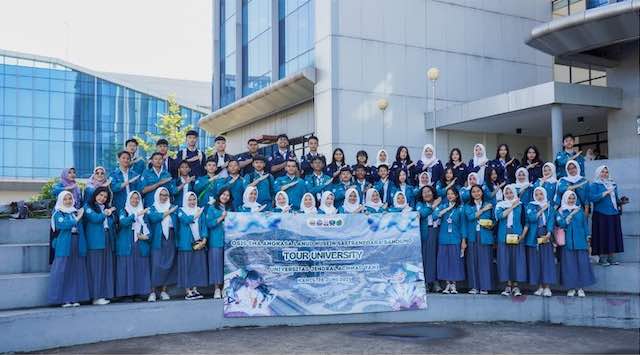 SMA Angkasa Bandung Kunjungi UNJANI, Antusias Eksplorasi Fakultas ...
