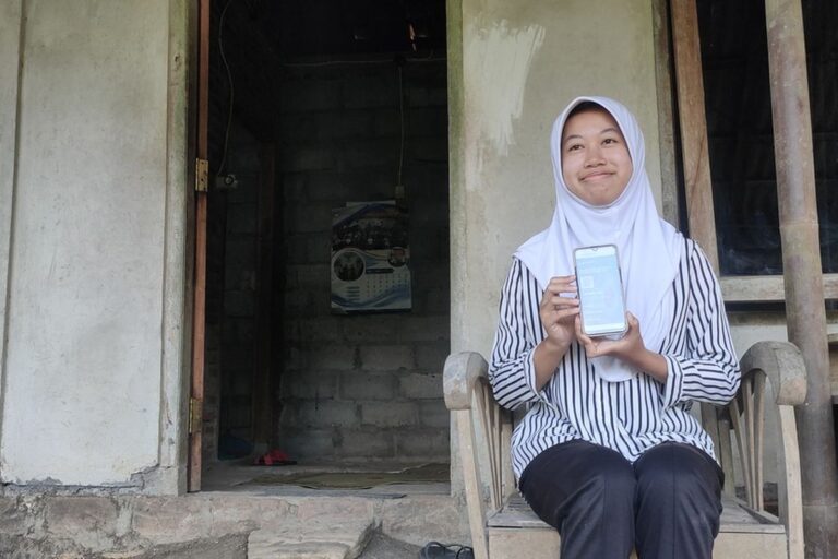 Perjuangan Sahida Ilmi dari Rumah Beratap Tanah ke FKG UGM ...