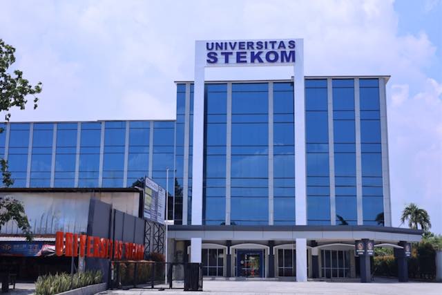 Universitas STEKOM Hadirkan Pendidikan Fleksibel dan Siap Hadapi Dunia ...